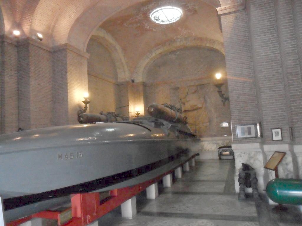 Italian MAS torpedo boat | laststandonzombieisland
