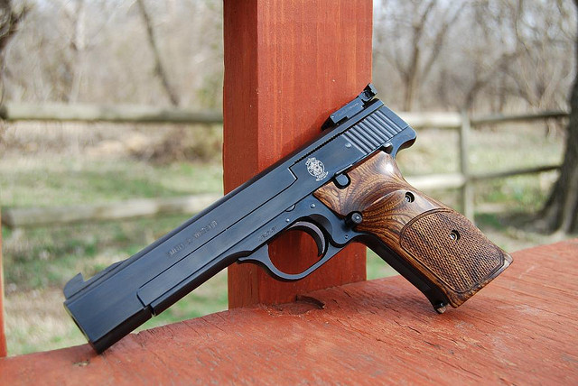 The Smith and Wesson Model 41: Rimfire excellence | laststandonzombieisland
