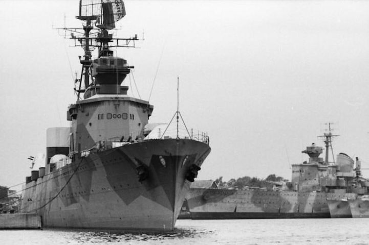 Tre kronor and Göta lejon 1964 camo Swedish cruiser Karlskrona Photo by ...