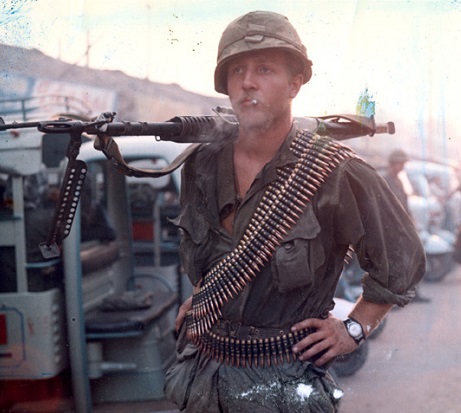 The Army goes for a lighter machine gun, and you won’t believe what it ...