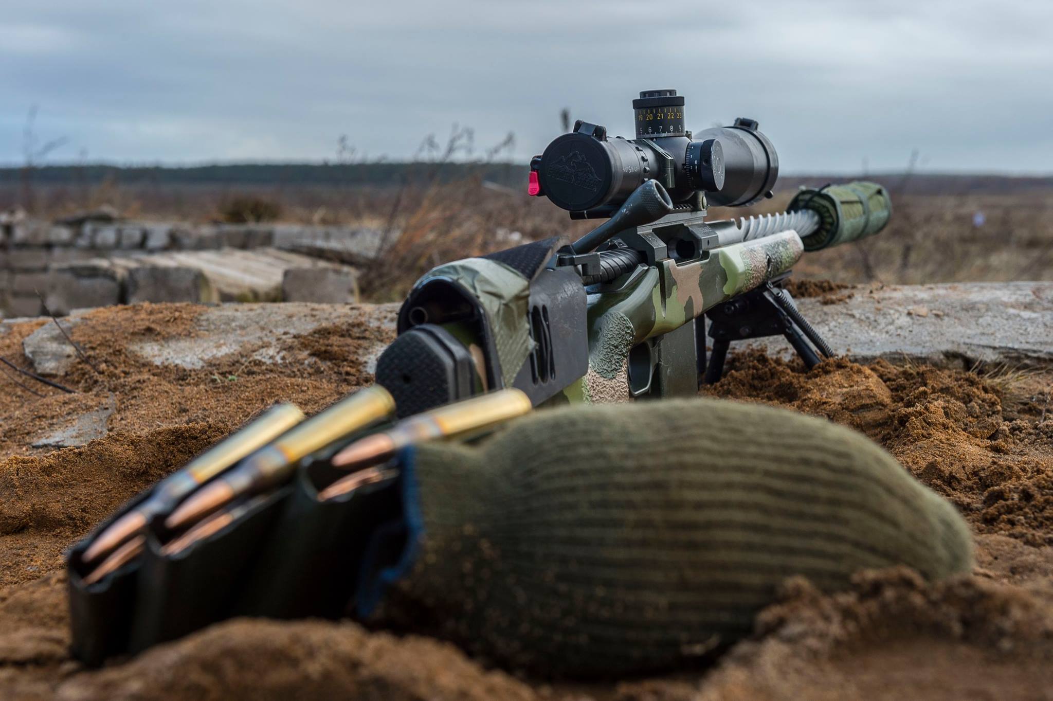 C14 Timberwolf sniper rifle. In this photo, a Canadian Armed Forces ...