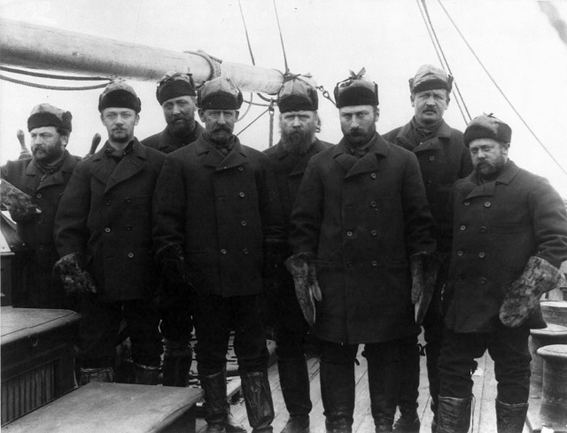 Schley (4th from left) and the crew that rescued the survivors of ...