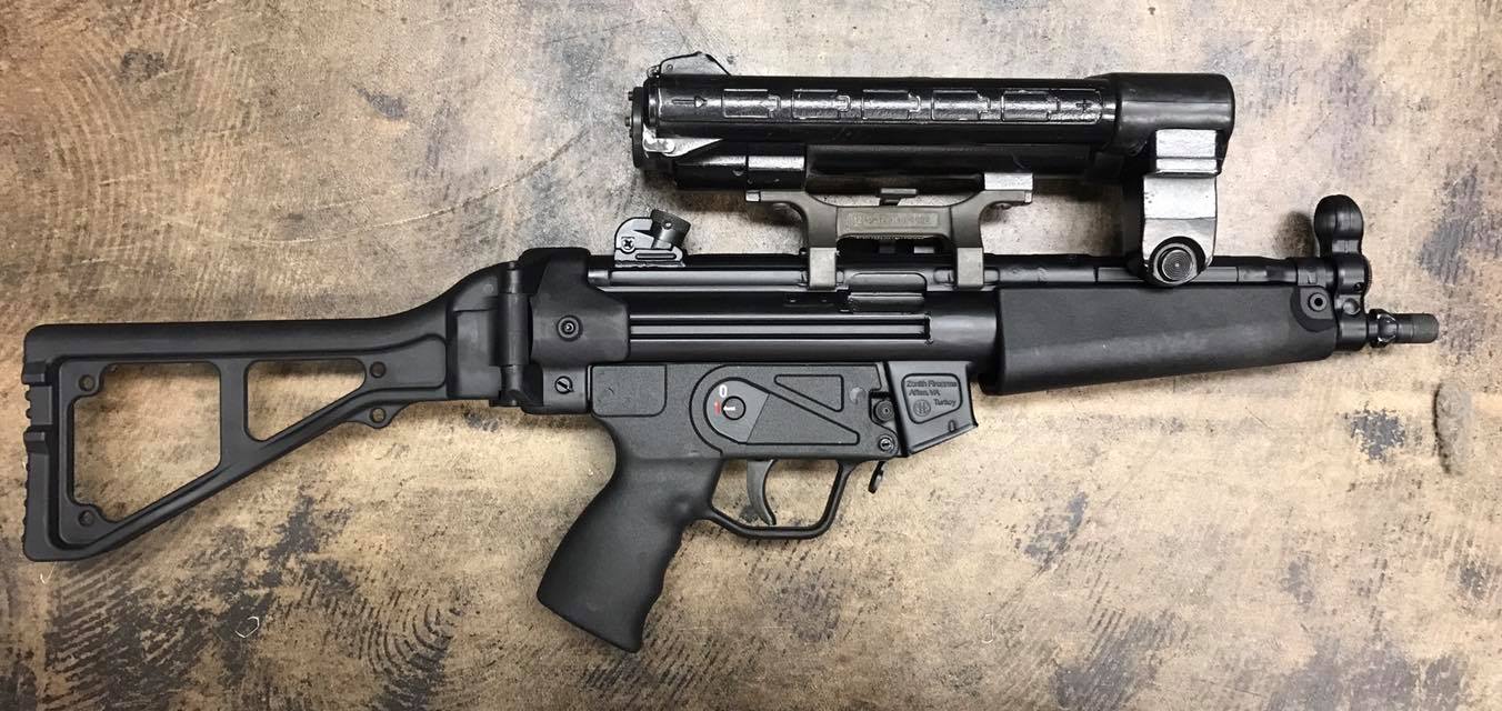 old-school-hk-optic-made-by-hensoldt-that-projects-light-with-a ...