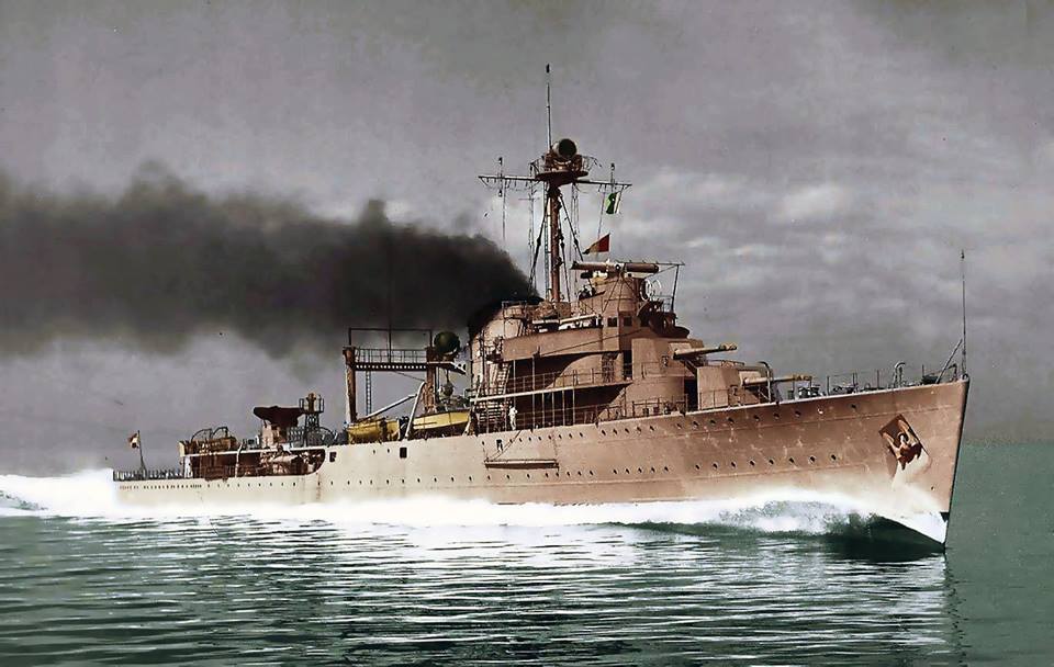 Dutch Cruiser hr Ms Tromp 1938 via postales navales Diego Mar ...