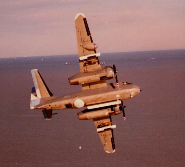 argentine s-2 tracker belly with LAU-68 Folding Fin Aerial Rocket (FFAR ...