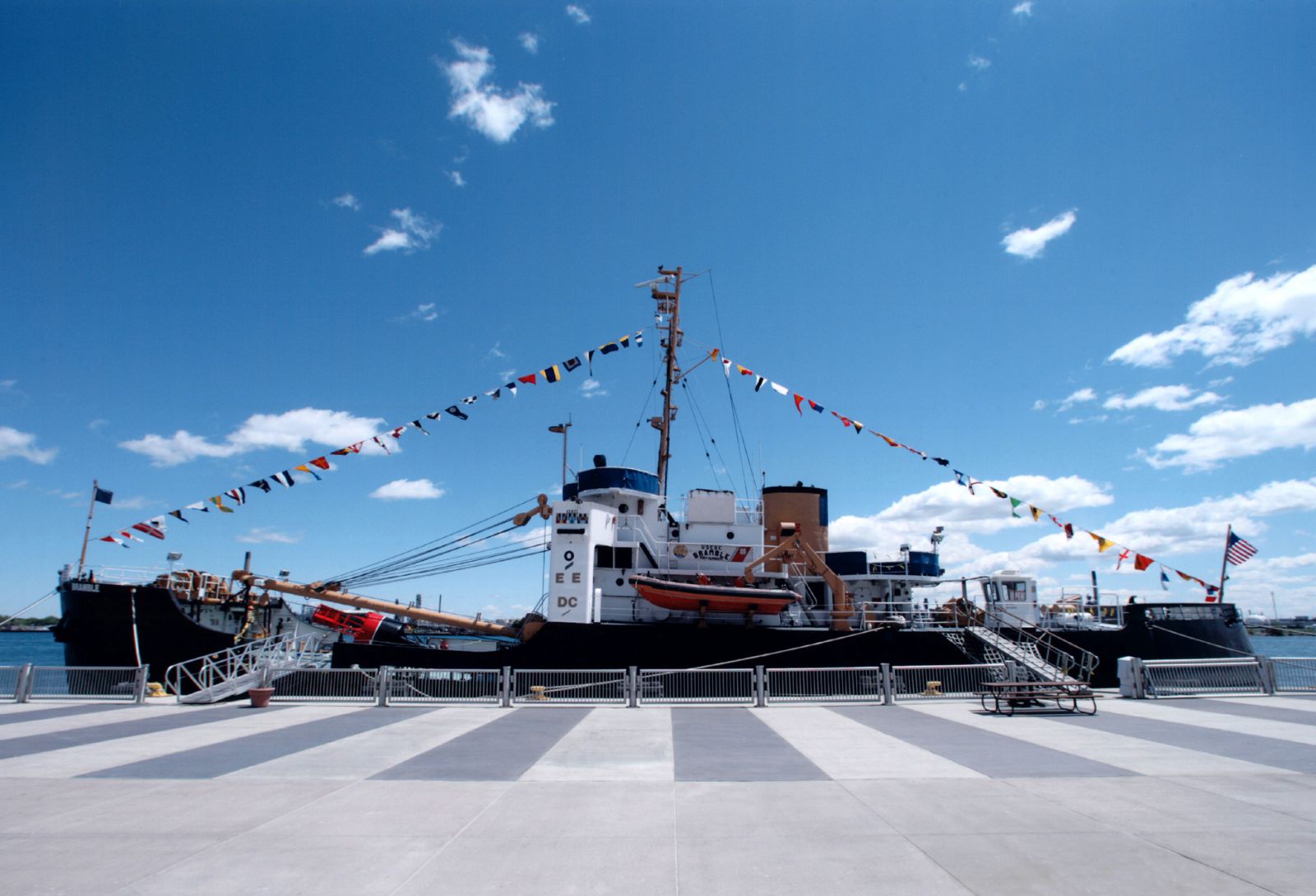 Bad Day for Old Museum Ships | laststandonzombieisland