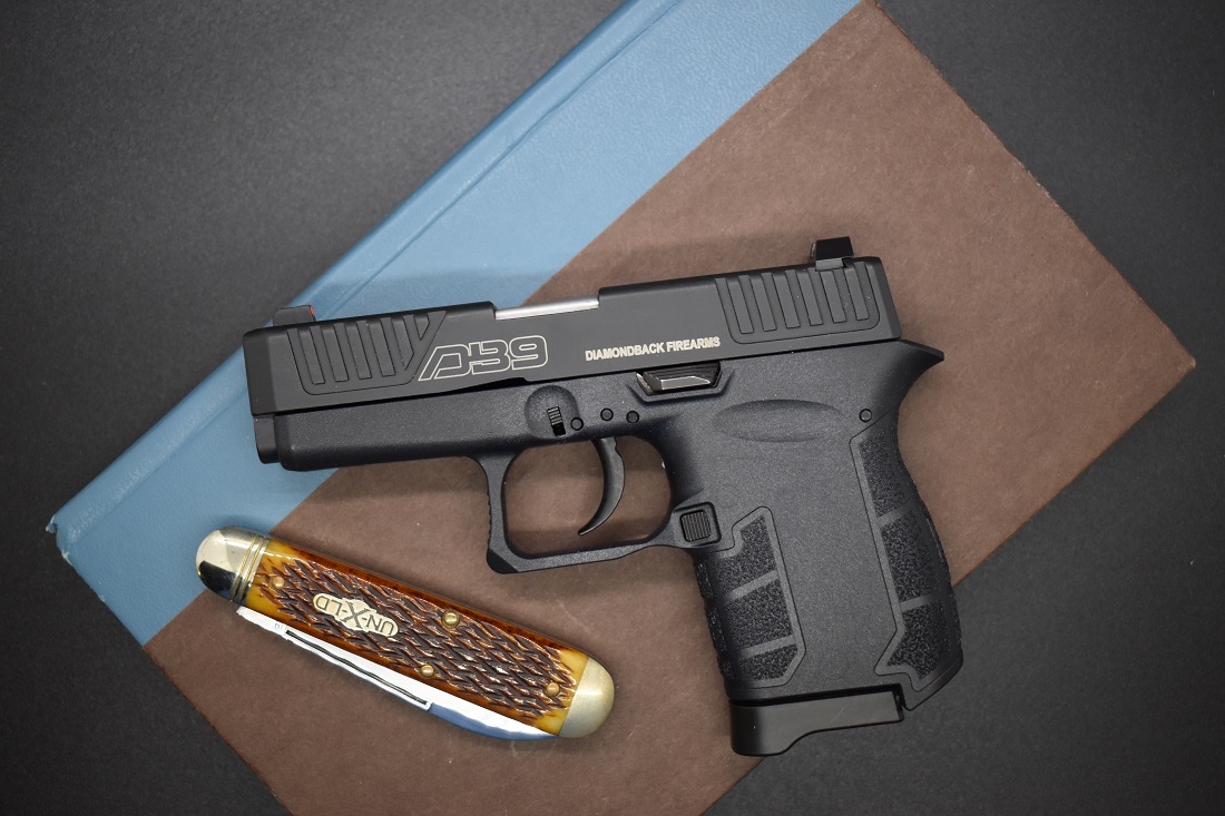 Pocket rocket, DB9 edition | laststandonzombieisland