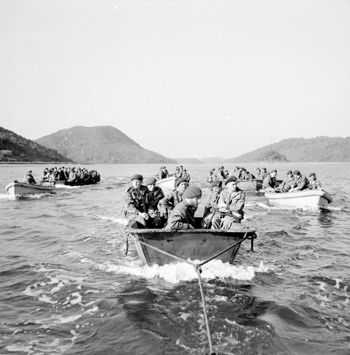 French De Montfort marine commando Vietnam 1951 small boats TONK-51-26 ...