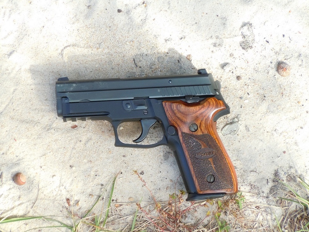 Ig P229r Dak Sig Sauer P229 Compact 9mm 15+1 3.9" Pistol In Flat Dark