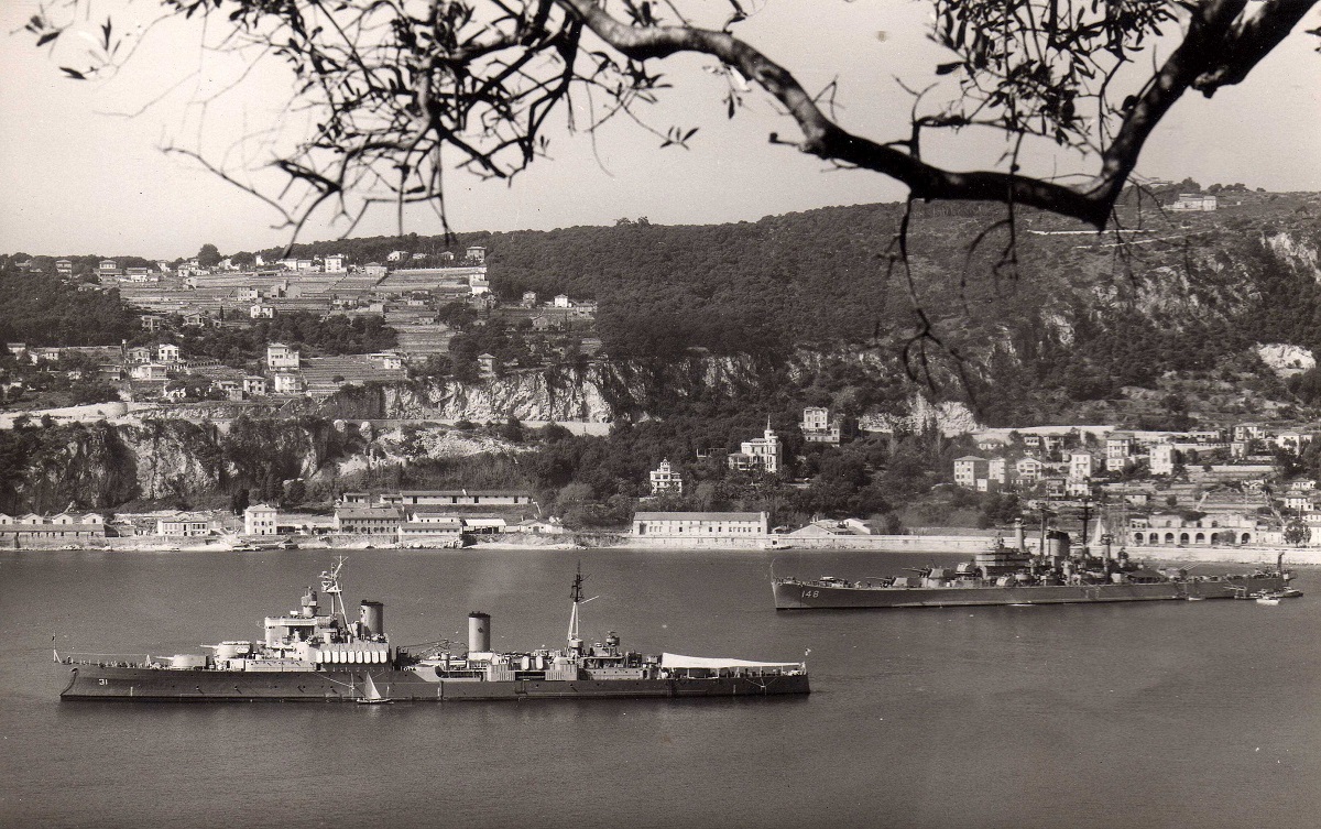 HMCS Quebec (C-31) and USS Newport News (CA-148) at Villefranche, Sept ...