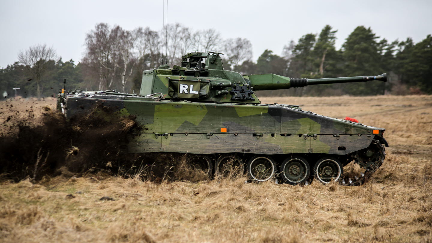 Stridsfordon 90 | laststandonzombieisland