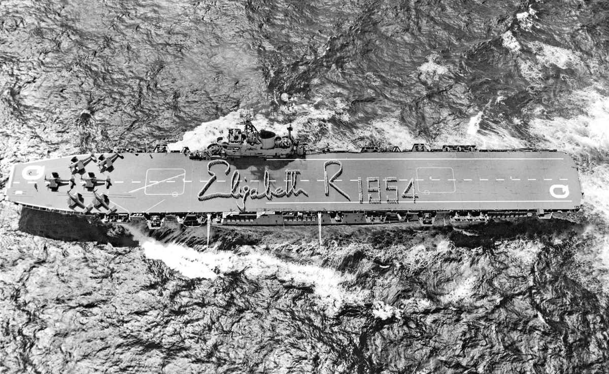 HMAS Vengeance 1954 Queen Elizabeth Freemantle carrier australian ...