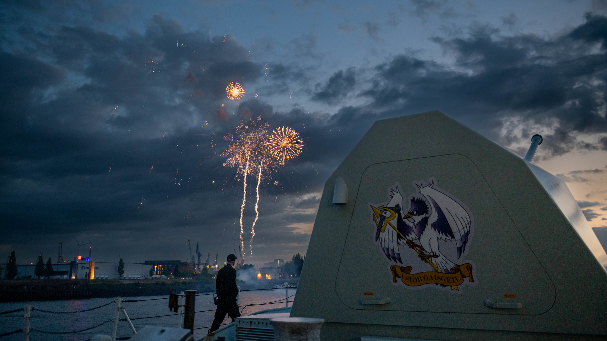 Royal Canadian Navy Halifax class frigate 57mm Bofors Gunshield art ...