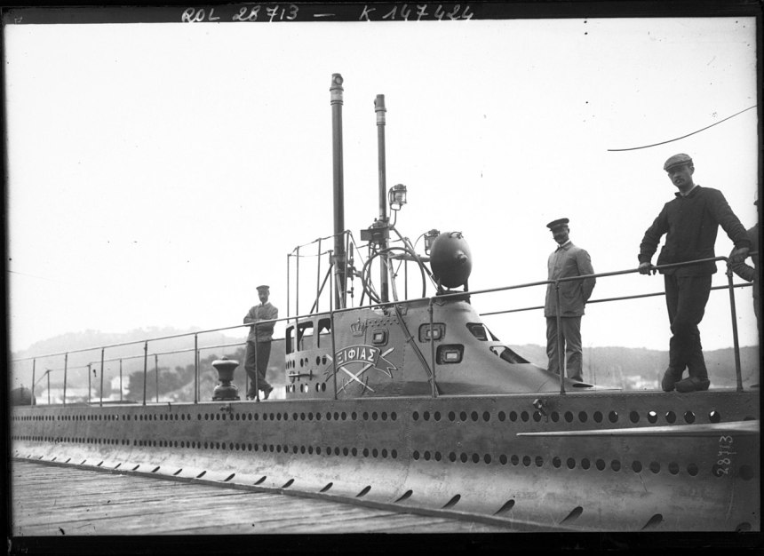 Hellenic navy submarine | laststandonzombieisland