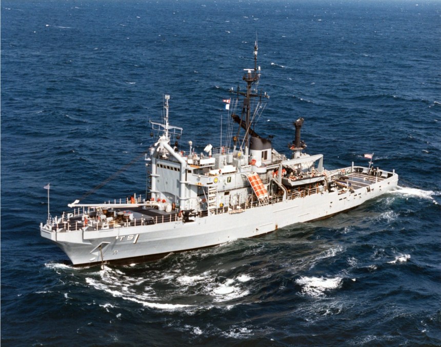 USS Brunswick (ATS-3) | laststandonzombieisland