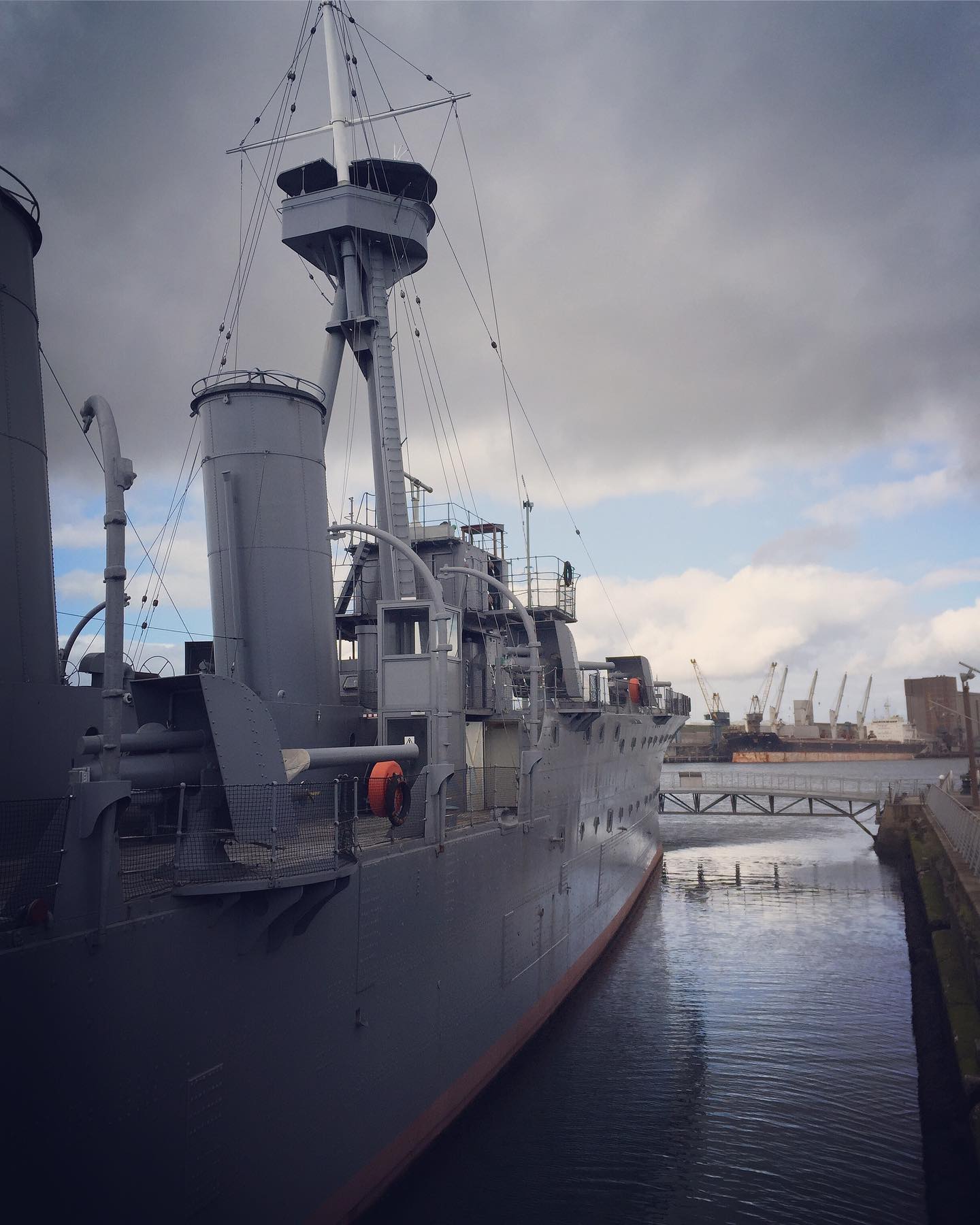 HMS Caroline | laststandonzombieisland