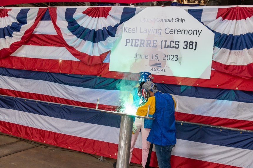 USS Pierre (LCS 38) a | laststandonzombieisland