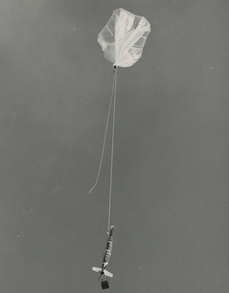 Deacon rocket Skyhook balloon Rockoon USS Staten Island 1953 ...