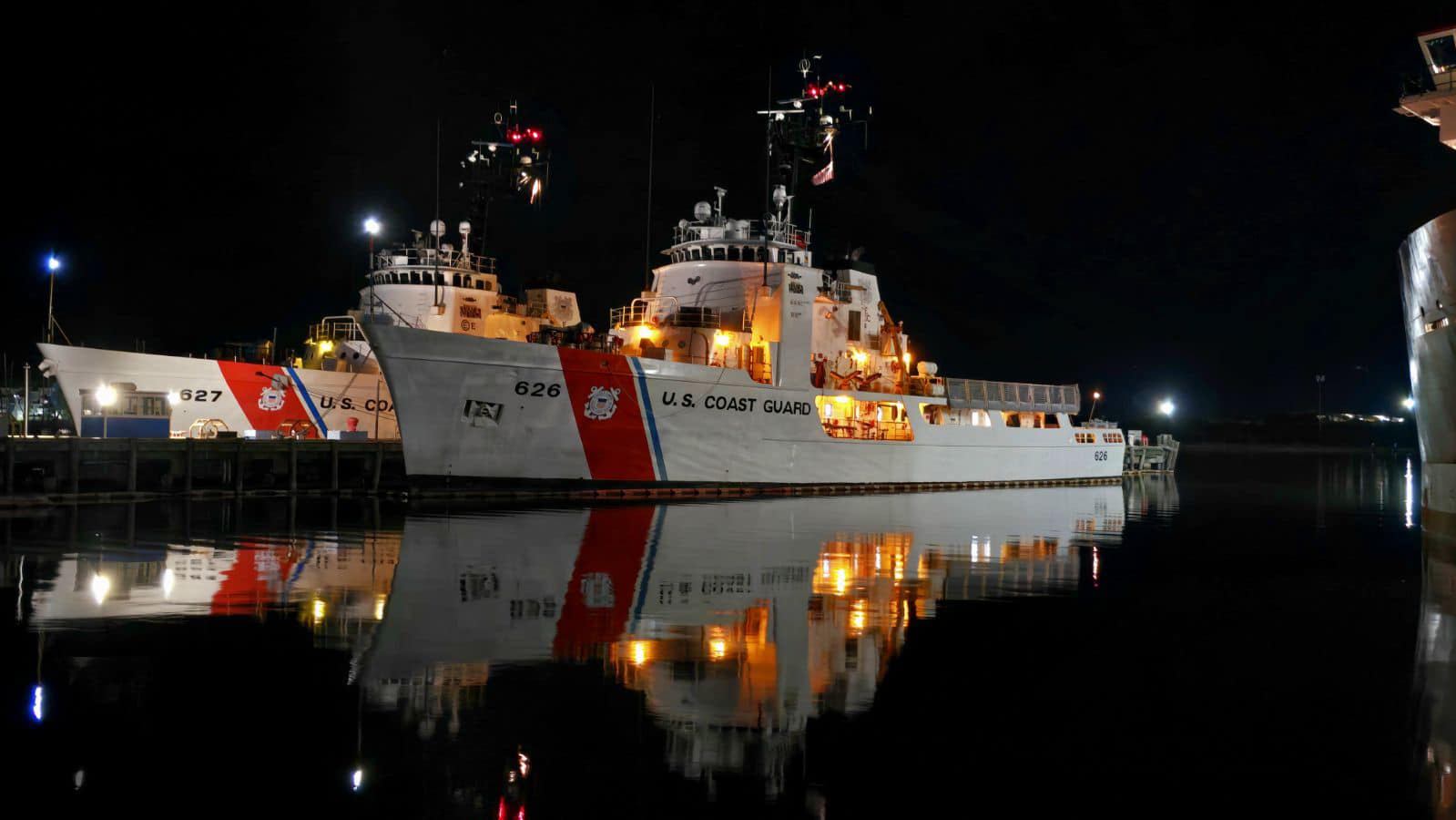 USCGC 210 reliance class Coast Guard Cutter Dependable ...