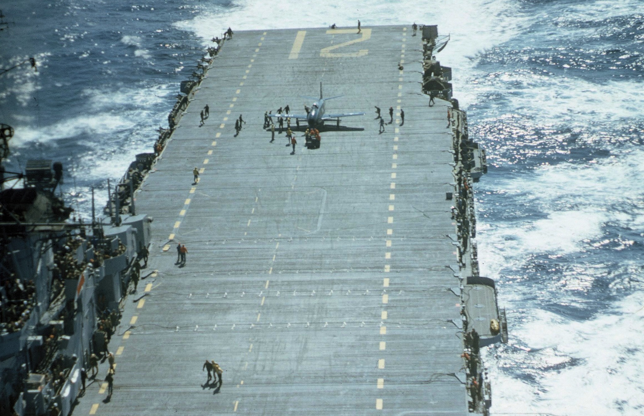 USS Boxer CV-21 March 10, 1948 off San Diego First operational jet ...