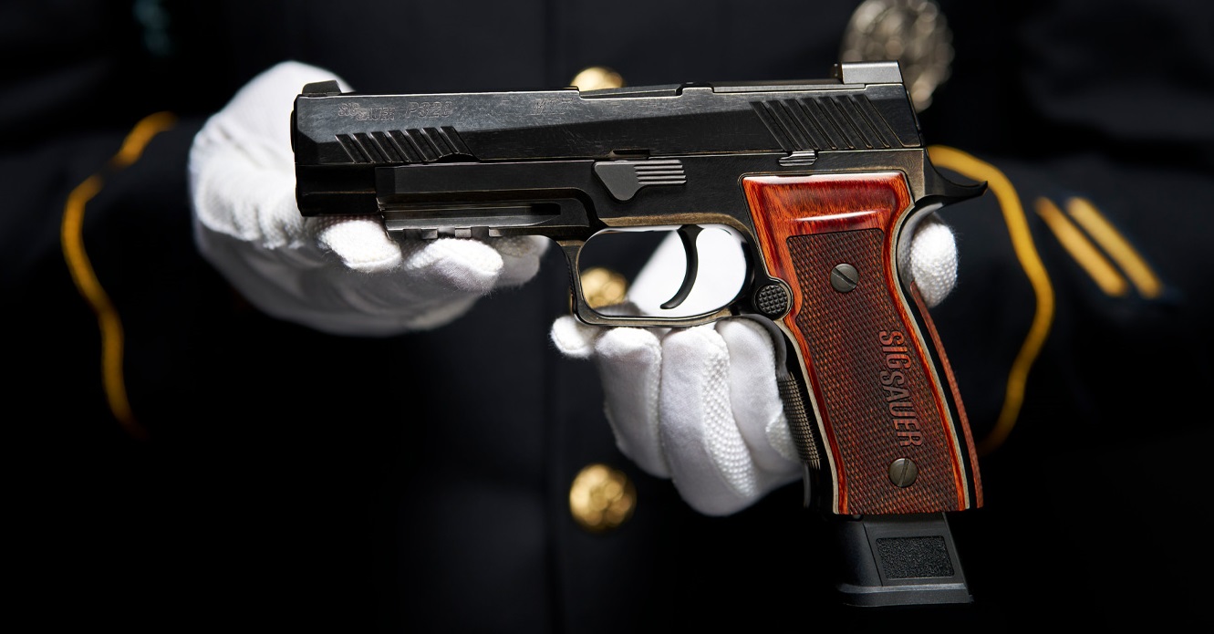 The P320-M17 Ceremonial | laststandonzombieisland