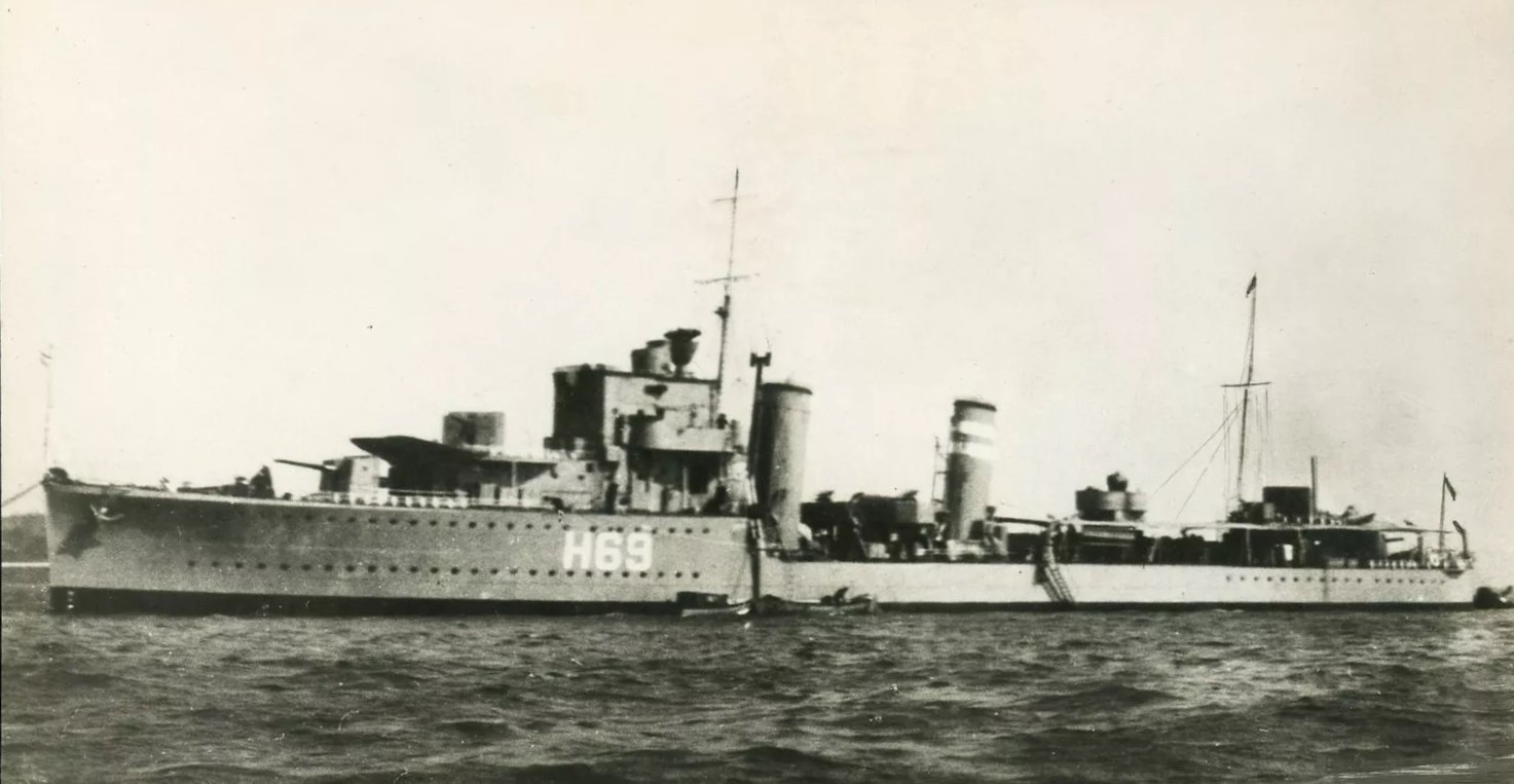 Foxhound H69 postcard | laststandonzombieisland