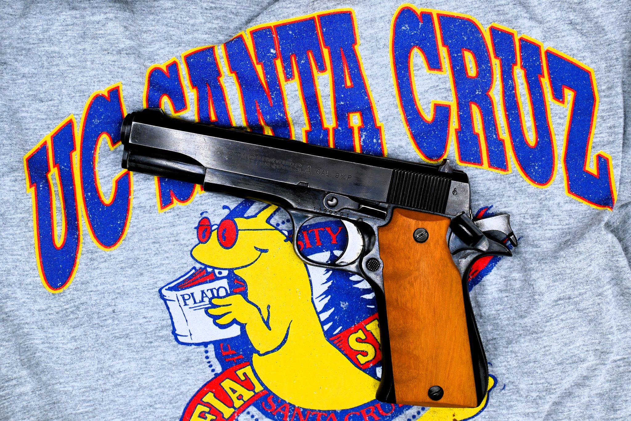 The Spanish 9mm Connection in Pulp Fiction | laststandonzombieisland