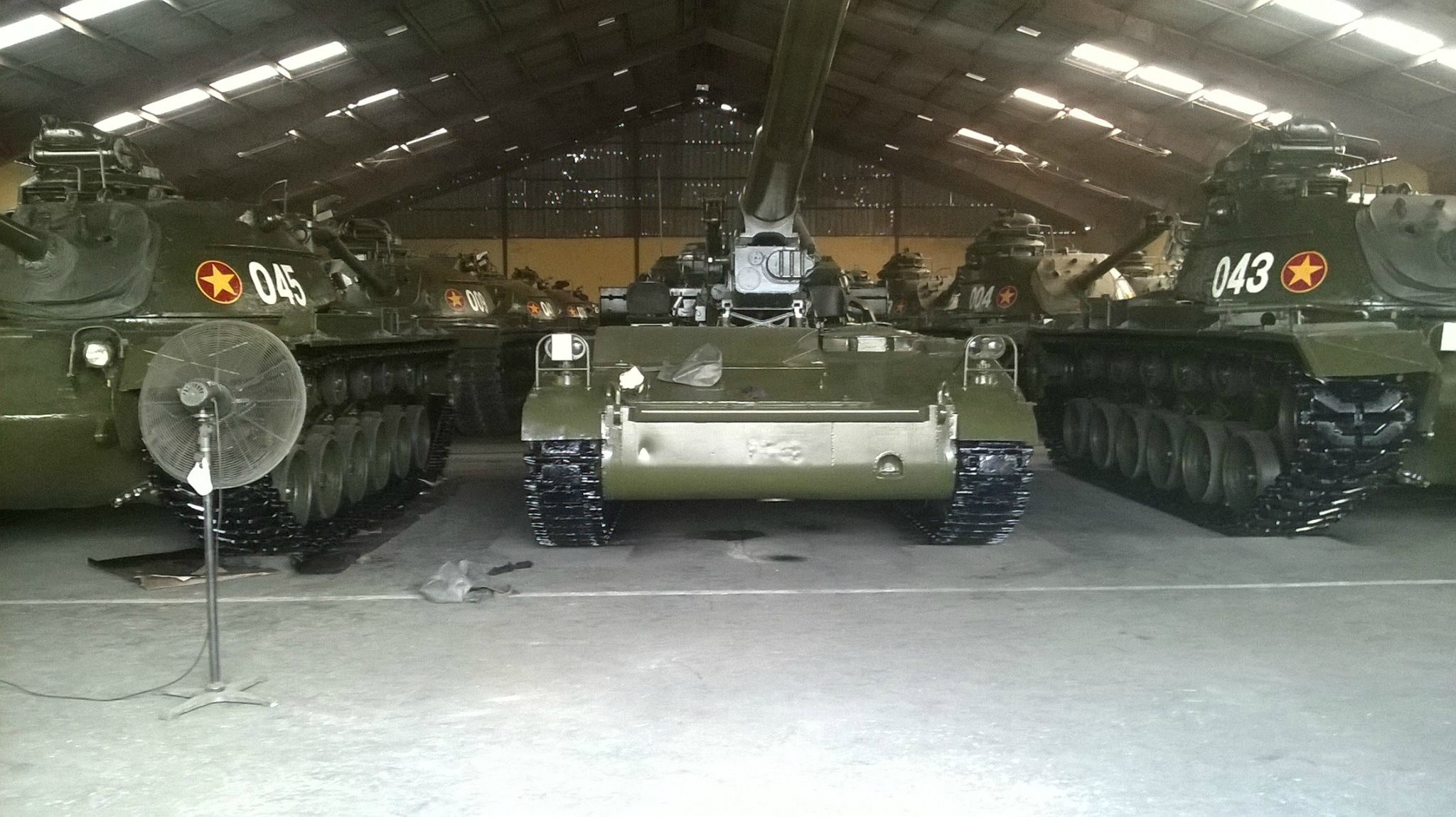 M48 tanks M107 howitzer at Cam Rhan Bay Vietnam in reserve captured ...