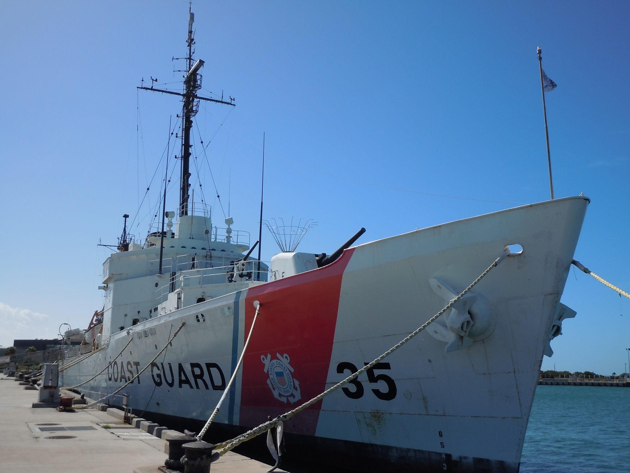 USCGC Ingham eger | laststandonzombieisland