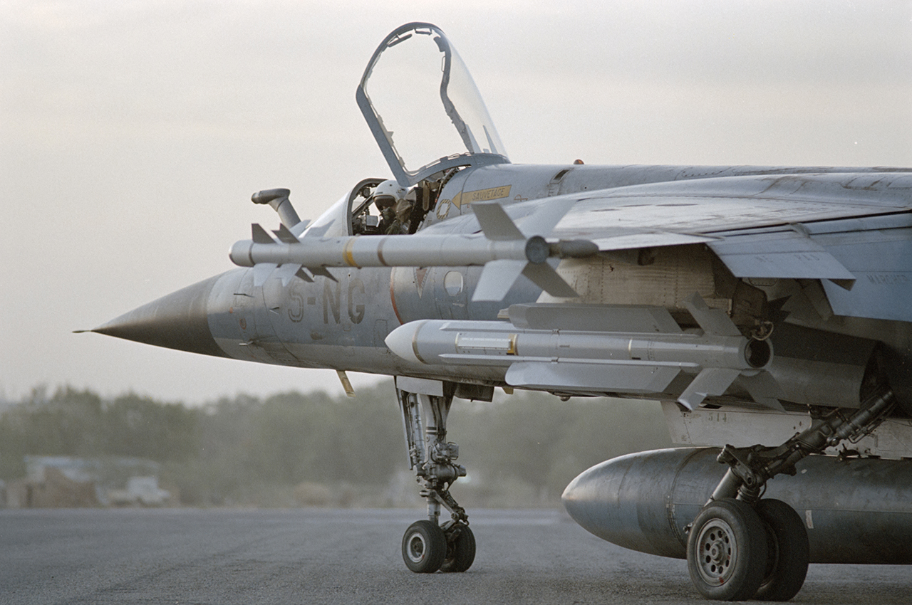 Mirage F1 Chad 1986 5e escadre | laststandonzombieisland