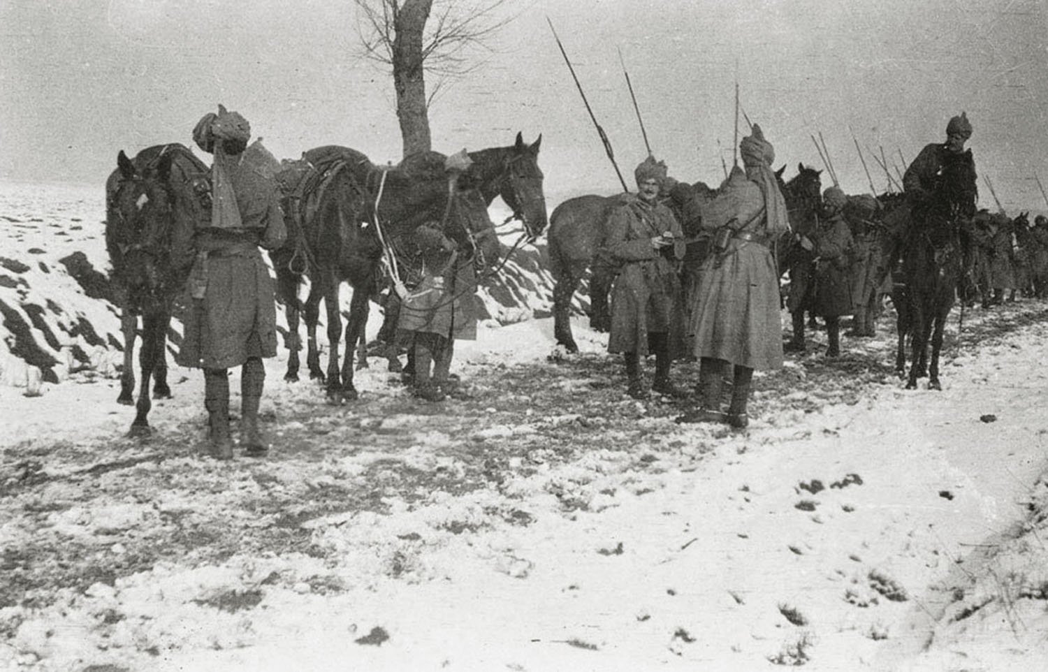 19th Lancers (Fane’s Horse) on the march, France, February 1915 Indian ...