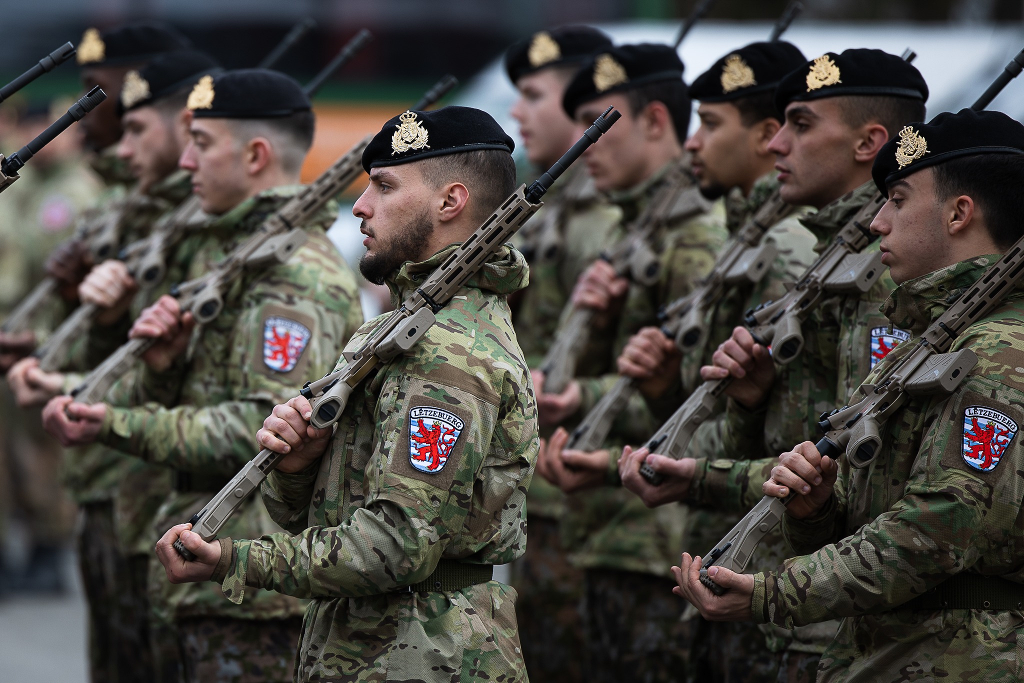 AUG Man! Luxembourg Shows off New HKs, Replacing Steyrs ...