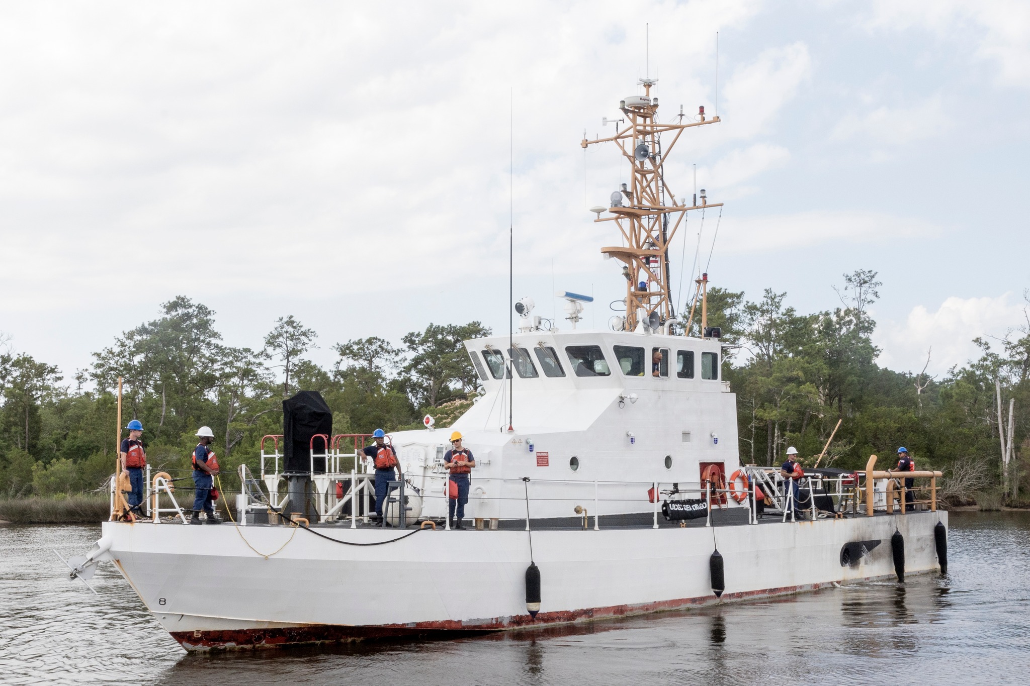 Ex USCGC Sea Dragon WPB-87367 MCAS Cherry Point for target ...