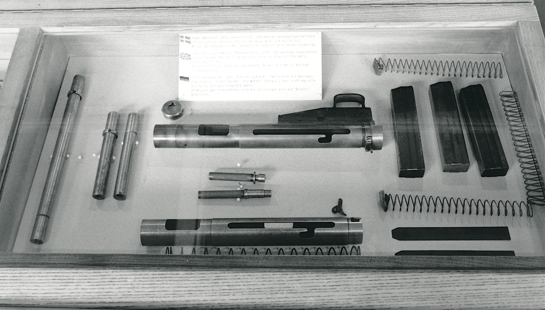 Homemade Danish Sten in Freedom Museum FHM-261175 | laststandonzombieisland