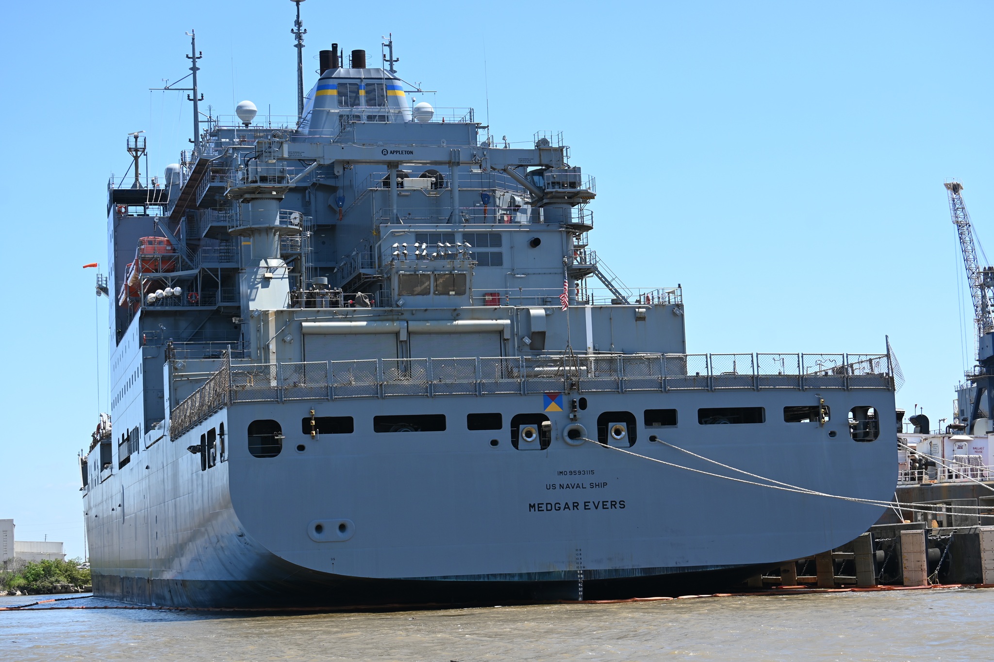 USNS Medgar Evers (T-AKE-13) Eger Mobile (1) | laststandonzombieisland