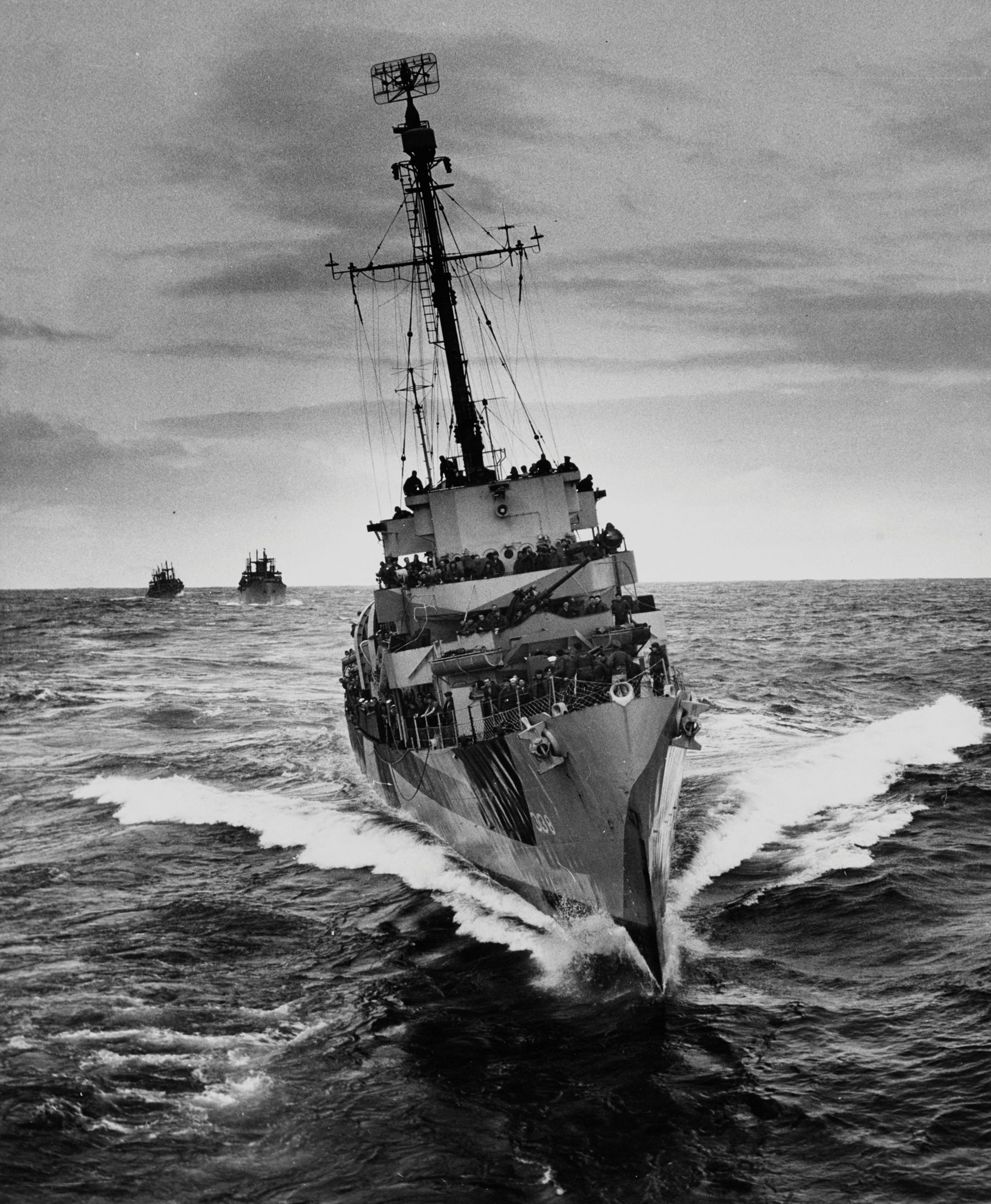 You Call this Ship a Destroyer Escort… | laststandonzombieisland