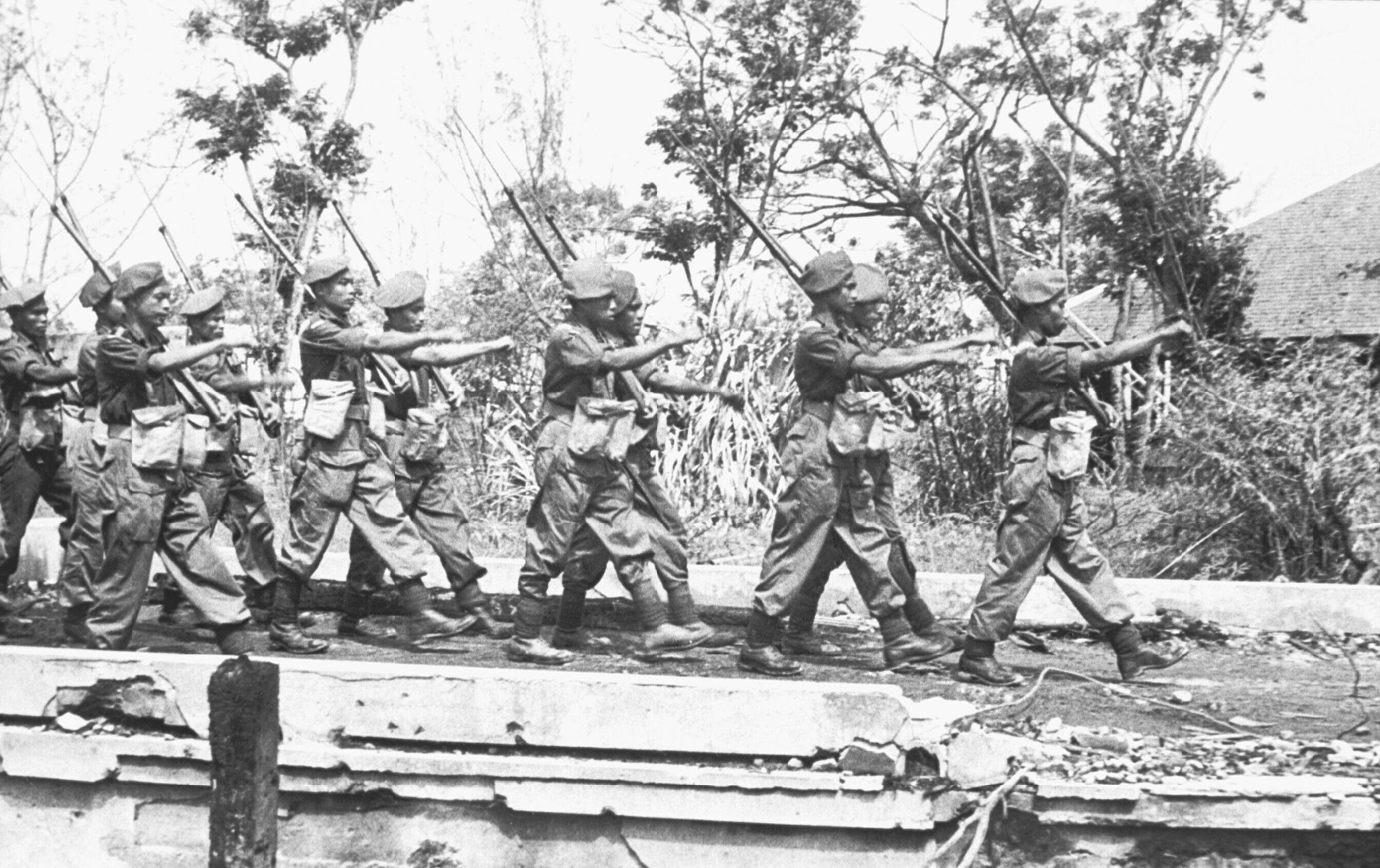 KNIL soldaten Balikpapan 1945. NI 3248 | laststandonzombieisland