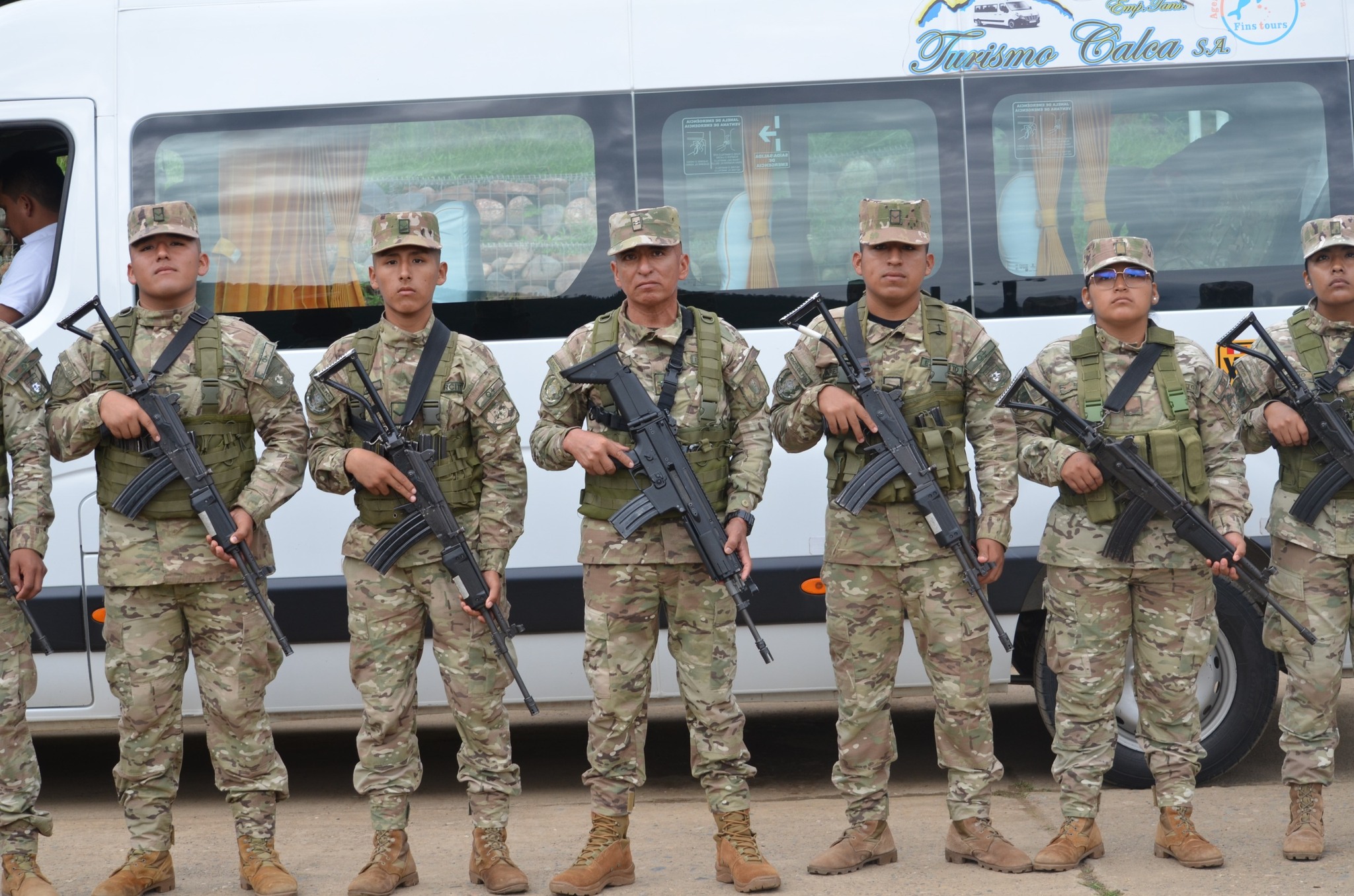 Comando Conjunto de las Fuerzas Armadas del Perú Galil SCAR ...